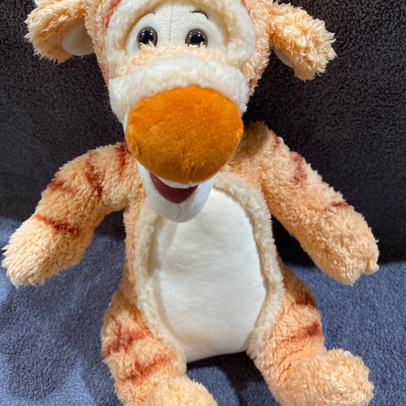 Disney | Toys | Disney Store Tigger | Poshmark